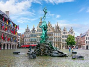 Stad Antwerpen zet it-partner Digipolis op zijspoor - Computable.be